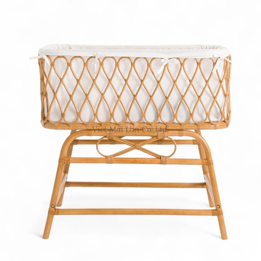 Natural Rattan Crib
